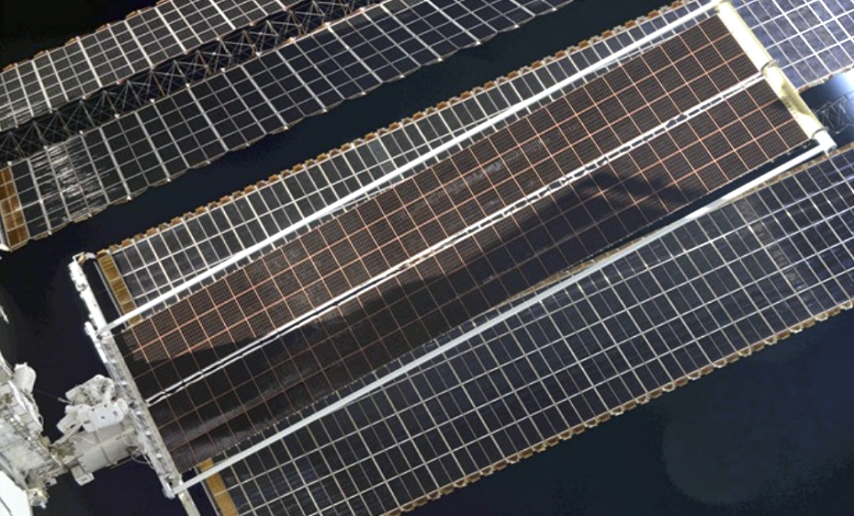 Redwire deploys a powerful Roll-Out Solar Array + prepares for major ...